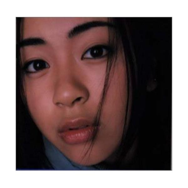 【発売日：1999年03月10日】宇多田ヒカル (ウタダヒカル うただひかる)1999年3月10日 発売女性シンガー、宇多田ヒカルのファースト・アルバム。日産「テラノ」CMイメージ・ソング「Movin'on without you」他を収録...