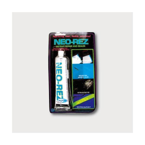 ウェットスーツ修理剤。透明でやわらかく仕上がります。・硬化時間:約24時・2.0oz破れた箇所にヤスリをかけるとより強力!!