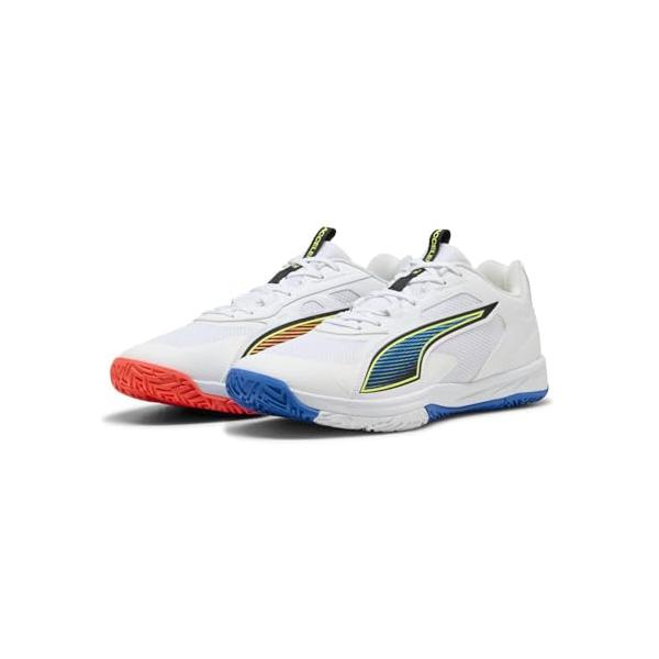 ■カラー：プーマホワイト/グローイングレッド/ウルトラブルー■サイズ：25.5■人工皮革+合成繊維+合成樹脂(ポリウレタン)■合成樹脂(EVA樹脂)■ゴム底アクセラレート プロ 4 GAME ONは、コートでの俊敏性を最大限に引き出すために...