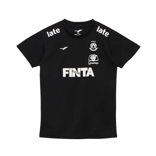 ■カラー：(0500)ブラック■サイズ：160■ポリエステル100%■ドライ■スタンダードフィットFINTAロゴを全胸に配した吸汗速乾素材のジュニアプラクティスシャツ。シーンを選ばないシンプルなデザインと、選べる7色展開で様々なスポーツのデ...