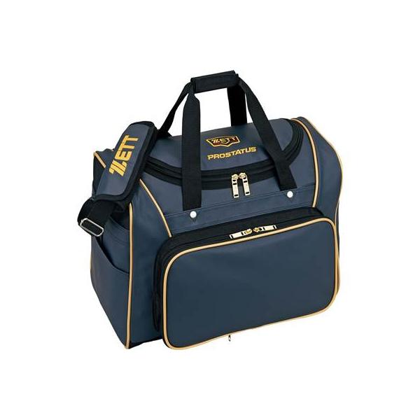 ■カラー：ダークネイビー■素材:合成皮革(PVC)、底部・背面/1680Dナイロン■機能:フロントポケット前面生地取り外し式(縦20×横38CM)、フロントポケット内マルチポケット付き、左サイドポケット付き■サイズ:長さ47×高さ34×巾2...