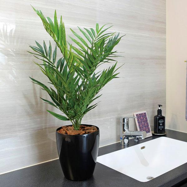 人工観葉植物 フェイクグリーン 光触媒 観葉植物　パーラーパーム（インテリア 造花）■商品サイズ：幅40cm 奥行40cm 高さ70cm■鉢サイズ：上部直径18.5cm 高さ20cm 下部直径12cm■お部屋のアクセントや空間に彩りを添え、...