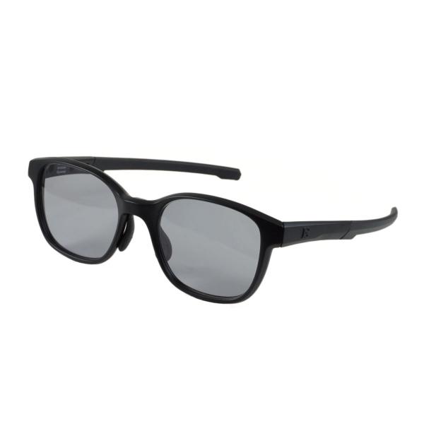 ブランド:Invictus Eyewear （インビクタス・アイウエア）品番：IE002-0101S商品名：ジーテクトカラー：マットブラック×ブラックフレーム素材：TR90-NZZベース：４カーブサイズ：レンズ幅：53mm　レンズの高さ：4...