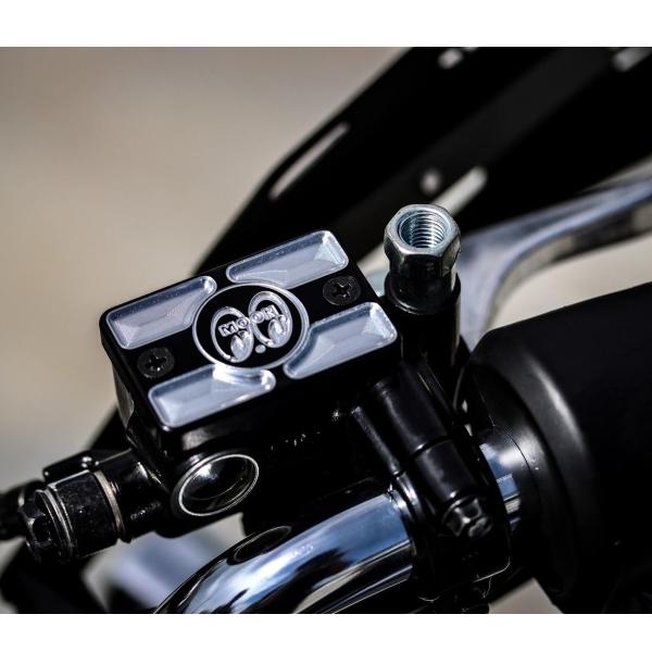 HONDA DAX 125 (ST125) MOONEYES STYLEHonda DAX 125 Upper Brake Pump Coverホンダ ダックス アッパー ブレーキ ポンプ カバーフロントブレーキのマスターシリンダーのアッパ...