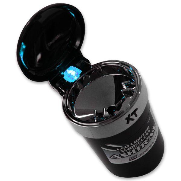 LED Lighted Smokeless AshtrayLED ライト 付き スモークレス アッシュトレーフタを開けると LED ライトが青く点灯する、スモークレス アッシュトレー (灰皿) です。車内のカップホルダーにちょうど収まるサイ...