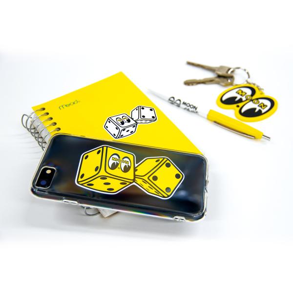 MOON 8 Dice Stickerムーン 8 ダイス ステッカーHOT RODDER には欠かせない、ファジー ダイスが MOONEYES スタイルになったステッカーです。ホワイトとイエローの MOON ダイスで、BIGサイズとSMAL...