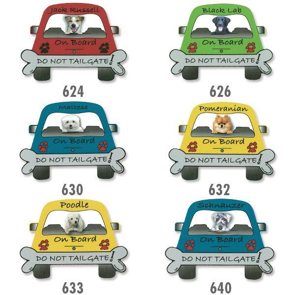 Magnetic Pedigreesマグネティック ペディグリーズかわいいワンちゃんがリア ウインドウからひょっこりとのぞいている、USA製のコミカルなマグネットです !「ワンちゃん乗車中 前車にぴったりくっついて運転しないでください」のコ...