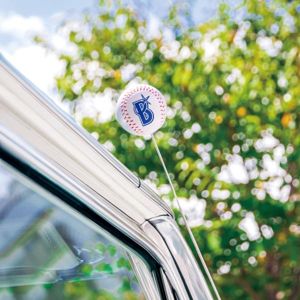 YOKOHAMA DeNA BAYSTARS x MOONEYES Antenna Topper横浜DeNAベイスターズ x MOONEYES アンテナ トッパー横浜DeNAベイスターズのシンボルマークと、MOON アイシェイプ ロゴを野球...