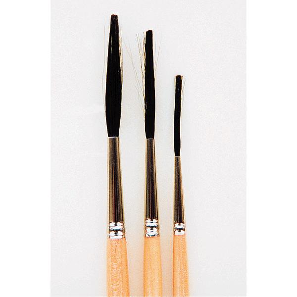 Mack Brush Outliner 単品売り 【#2】ロコグレーヘアークイルより細いブラシですが、毛先は少し硬くなります。ハイライトをつけたりするのにベストなブラシです。#4、#6、3本セットもあります。