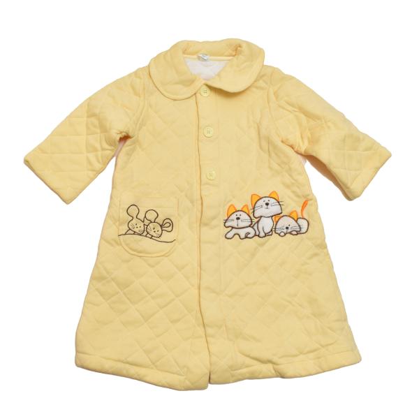 子供　キッズ用ガウン　暖かいキルト生地を使用品質表示：表裏 綿100％ 中綿ポリエステル100％ 　日本製全開タイプ　スナップボタン/スナップボタンだけで閉まります。飾りボタン付きサイズ ： ２才（90ｃｍ）/３才（95ｃｍ）サイズ：2才　...