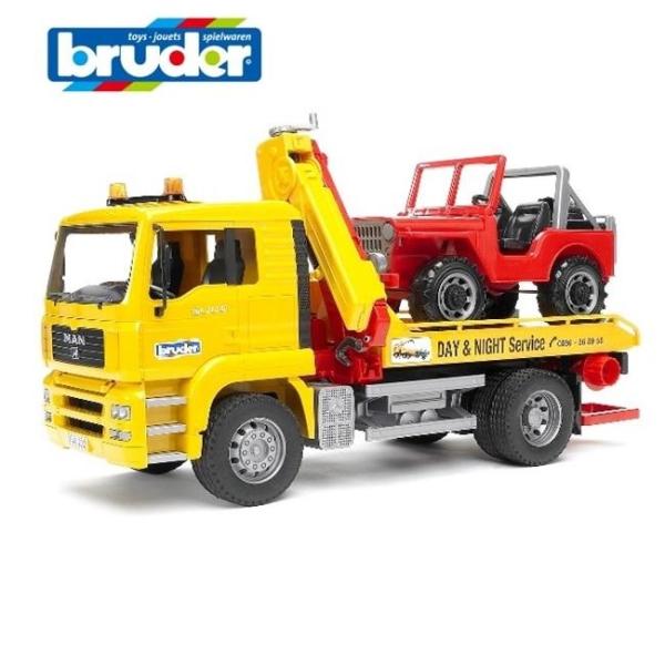 MAN大型クレーン付きレッカー車にオフロード車がついたセット。商品名：Bruder MAN レッカークレーン＆クロスカントリー 02750サイズ：49.5×18.5×25.5cm対象年齢：４歳〜メーカー：BRUDER（ブルーダー）生産国：ド...