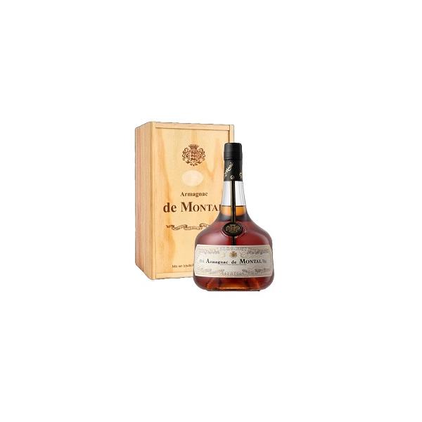 お届けに３〜４日かかります。画像はイメージでご注文の年がラベルと木箱に入ります。【商品コード】621343  ド・モンタルは１２世紀から続いている旧家の名前で、そのシャトーはフランスのガスコーニュ地方の中で最も高品質の産地と言われているバ・...
