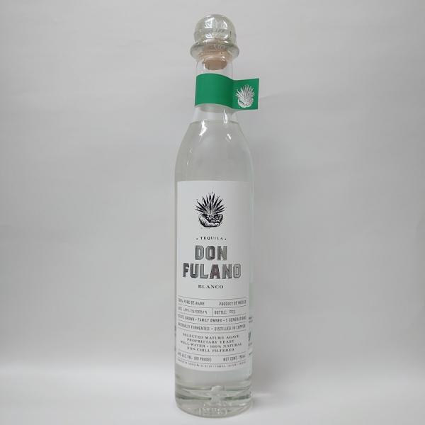 良質のアガベ100％。バターやオリーブ、そしてライムやグレープフルーツなどの柑橘系の香り。ハーブやコショウのニュアンス。とてもスムーズな仕上がり。樽熟成はなく、ステンレスタンクで６０日間寝かせています。●【産地】メキシコ　【度数】40.0%...