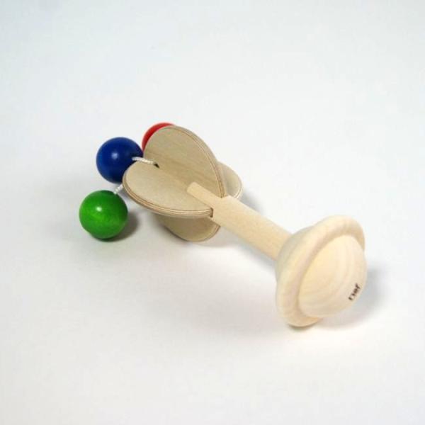 商品名：Naef Niki ニキ nf8-2対象年齢：0歳〜サイズ：L約10.5cmメーカー：naef ネフ社4か月頃から上手に振ったり玉をくわえたりして遊びます。1988年に開発されました。