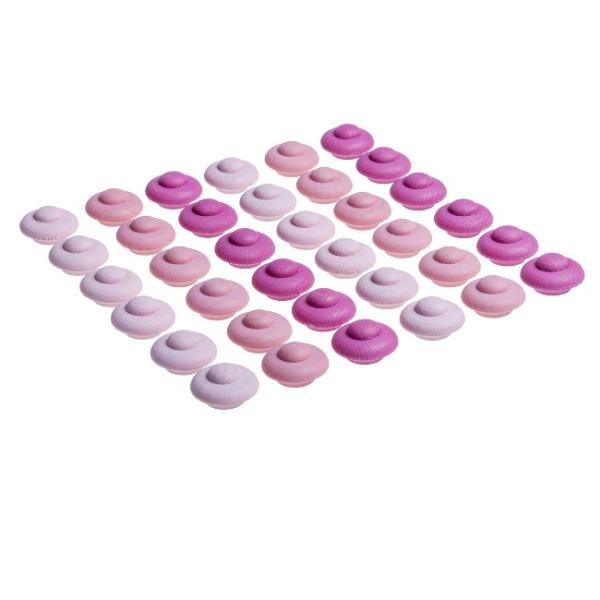 自然素材、自由な発想、自由な遊び グラパット 木のおもちゃ商品名：GRAPAT グラパット まんだら フラワー 18-203対象年齢：3歳〜セット内容：36個の花の形をしたピースサイズ：φ3cm個性の強い商品です。自然の素材を大事にし、手作...