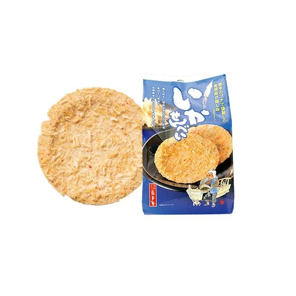 岩手県の三陸海岸は朝早くからイカの水揚げで大変な賑わいを見せています。この海の幸であるイカをサキイカにしてかるく焼いたごませんべいにたっぷりのせた「いか南部せんべい」は大人気！！です。山の幸である良質の小麦粉とそれを焼いた芳ばしい香り、そし...