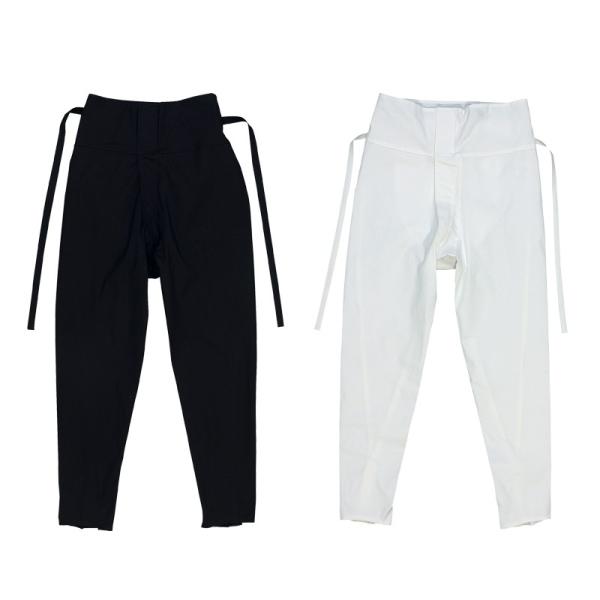 品質＝綿97％、ポリウレタン3％のびのび伸縮性素材のストレッチ長パンツです。◆前ファスナー、腹当部分マジックテープ付き、裾後ろ部分マジックテープ付き◆S/ 総丈:83cm 股下:65cm ウエスト:69cm◆M/ 総丈:84cm 股下:68...