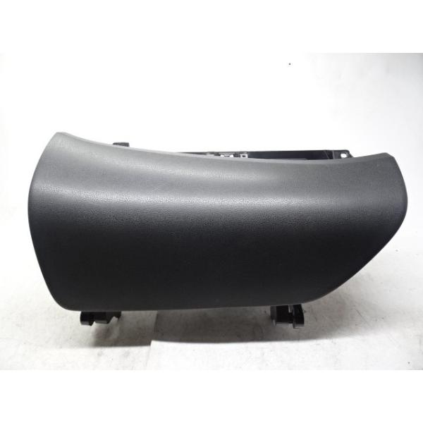 **** 商品説明を必ずご確認ください ****部品管理番号：250516000170210部品名：グローブBOX部品区分：リサイクル品管理品番：244551車名：ノート車両タイプ名：5ドアハッチバック通称型式：TDWAREZE12VDA認...