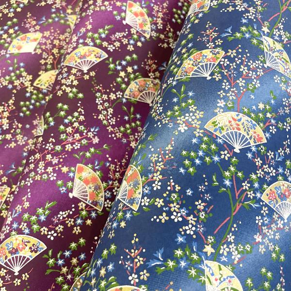 友禅染の着物のような華やかな柄の和紙です。折り紙、和紙人形、小物作り等々のクラフトにお使い頂けます。サイズ： 630mm x 930mm (柄により若干誤差があります。)産地： 京都備考： 機械漉和紙