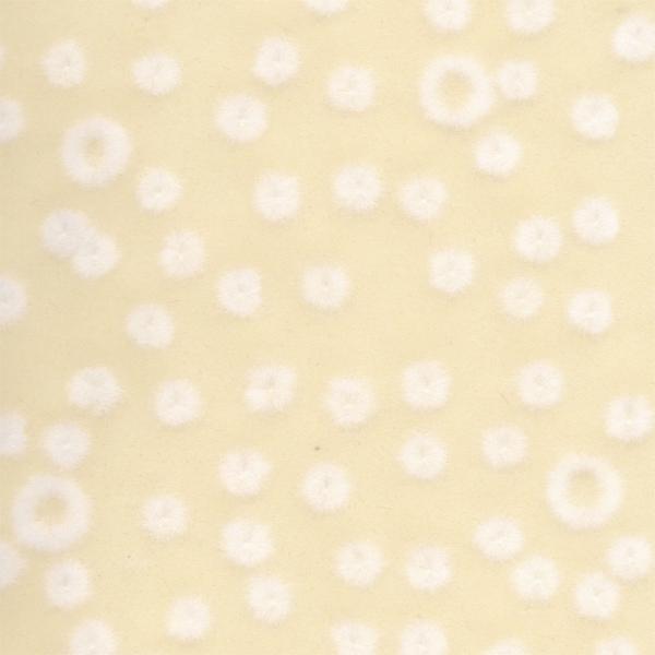 伝統紋様の和紙です。使いやすい小さ目サイズになっています。機械漉きですので表面はなめらかで、便箋、封筒、箸袋などさまざまな用途にお使いいただけます。サイズ： 約310mm x470mm備考： 機械漉和紙