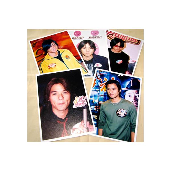 日本での通称名/スティーブン・フォン普通話(北京語)/馮徳倫、feng2 de2 lun2（フォン・ダールン）広東語/馮徳倫、fung4 dak7 lon4（フン・ダッロン） 生年月日/1974年8月9日 出生地/香港写真の大きさ：L版　8...