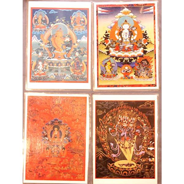 大きさ：12.8ｃｍ×17.3ｃｍ1枚1000円のところ、半額400円×4枚セット五文珠、三族姓尊、普巴忿怒蓮師、佛陀本生圖※少し古い商品のため、パウチの角が曲がっていたり、汚れていたりするため、、特価品で出品しますので、あらかじめご了承下さい。