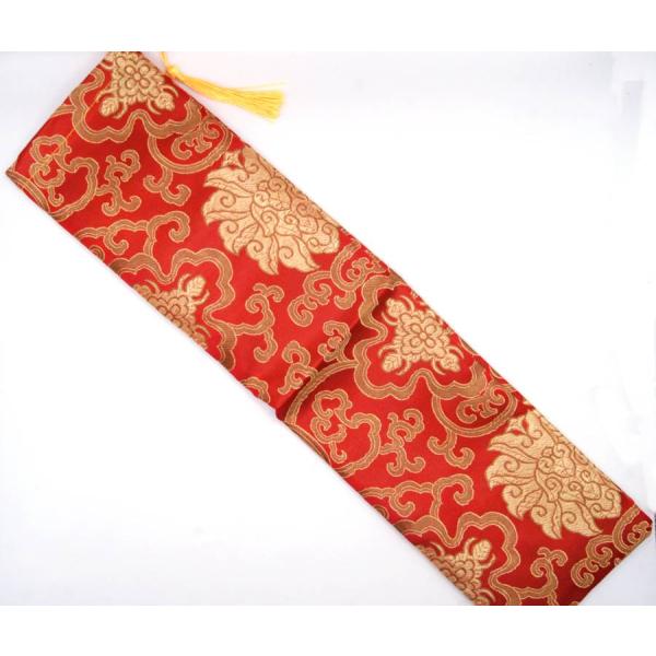 サテン生地 赤色 ヌンチャク(功夫扇子にも応用可)【寸法】：9.5cm×42.5cm【材質】化繊製もしくは綿製裏地なしヌンチャク、功夫扇子にもご利用できます。