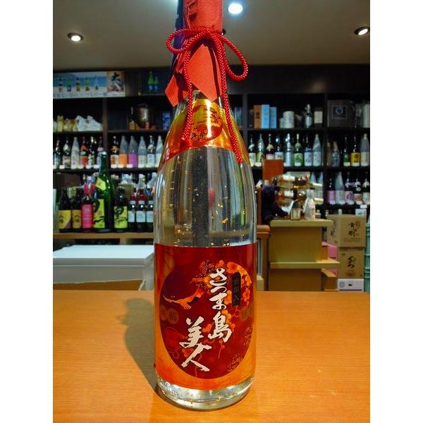さつま島美人 金箔入り(寿ラベル)【限定品】1800ml 25度 (箱なし)鹿児島芋焼酎 島美人の「長島研醸」より＜限定　島美人 金箔入り＞の登場です。＊御祝に・・、お正月に・・ご贈答に・・＊特別な日のための焼酎です。長島研醸の代表銘柄であ...