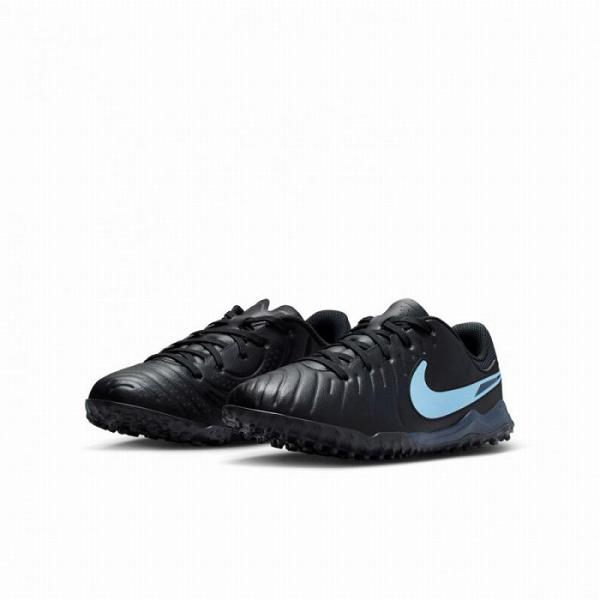 レジェンドも進化します。 ゲームを次のレベルに引き上げるために作られた、アカデミー シューズの最新モデルは、新しいエンジニアードレザーのFlyTouch Liteを使用。 天然皮革よりも柔らかく、足にぴったりフィットしてほど良い伸縮性があり...