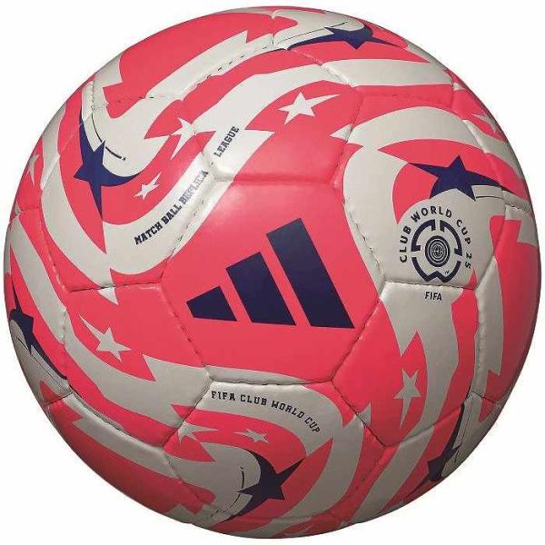 FIFAクラブワールドカップ2025 レプリカ4号球モデル。開催国アメリカの国旗である「星条旗」をボール全体に配した「VERY AMERICA」なデザインの別色モデル。■JFA日本サッカー協会検定球■素材：人工皮革■製法：手縫い■対象：小学...