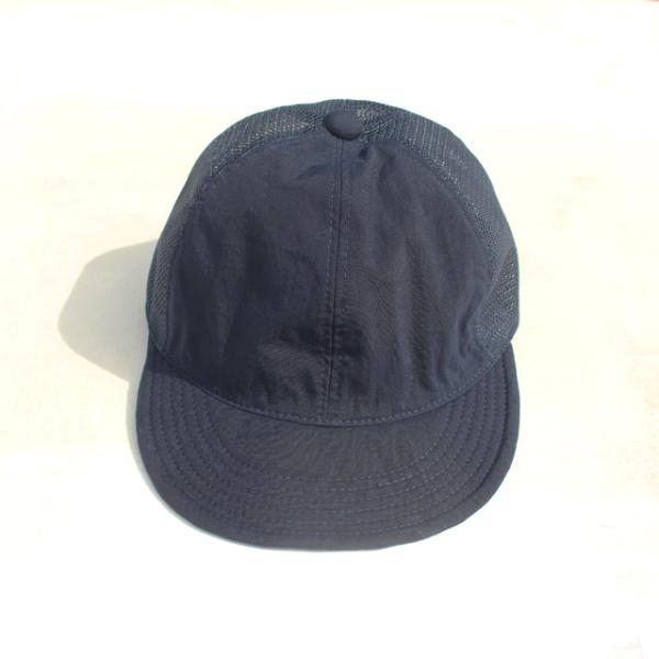 HIGHER/ハイヤー VINTAGE NYLON OX MESH CAP NAVYハイヤーより高密度のナイロンオックス地にヴィンテージ加工を施した25SSメッシュキャップ。ナイロンでありながら綿ライクな風合いに撥水、透湿防水の機能を備えた...