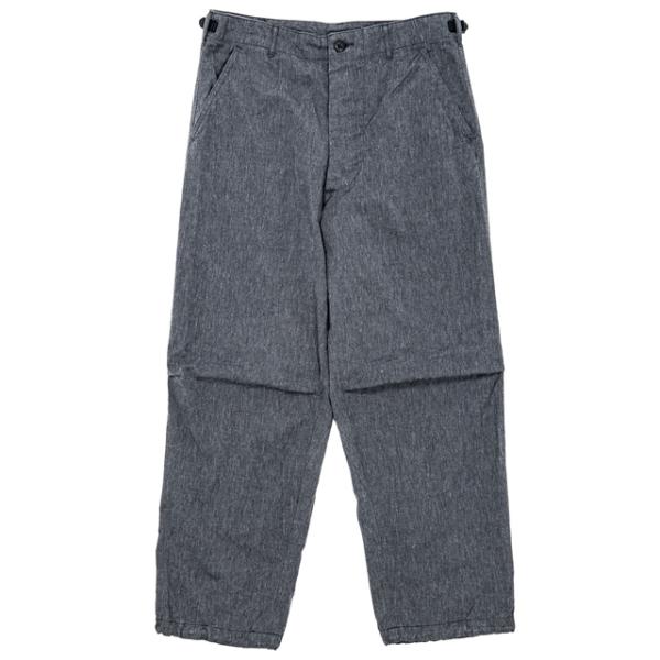 ワーカーズより人気のFWP Trousers。夏にはける、ゆったりと、薄手で、ウェスト調節にベルトの要らないパンツをテーマとしたFWP Trousers。素材は5オンス・コットン100％・ブラックシャンブレー地が使われています。仕様はフロン...