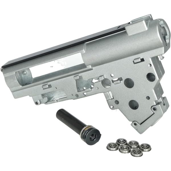 - MP5／AK／SL8／SA58などに対応したVer.3メカボックス- クイックスプリングチェンジ機構で工具不要のスプリング交換- 9mmベアリング採用でスムーズな動作と耐久性を両立- 強化メタル構造＆精密加工による高精度ギアユニット- ...