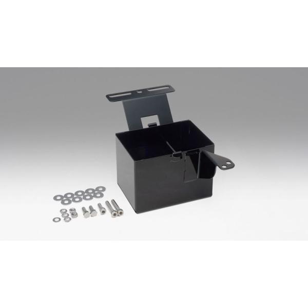 エアクリーナーボックスを取り外し、純正バッテリーをボルトON装着するためのキットです。適合：TW200/225使用上の注意※純正バッテリー用※弊社207-384シート併用不可