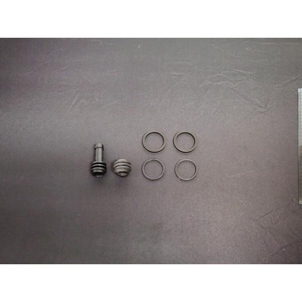 ゼファー400 C1-C4 リアキャリパーリペアキット ドレミコレクション 17510