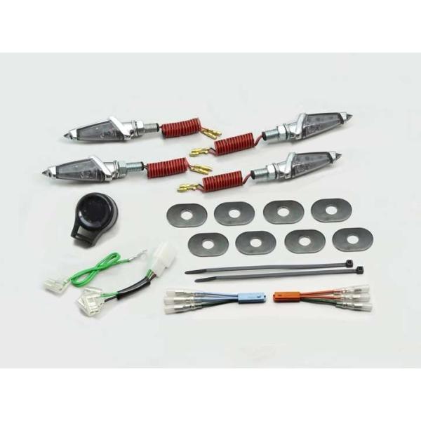 ☆メーカー：ハリケーン(大阪単車用品工業)☆●タイプ：メッキ×スモークレンズ●アルミ製クロームメッキ スチール製 取付ステー●取付ボルト M10×P1.25 スモークレンズ 消費電力 12V2W●ノーマル位置に取付 ICリレー/専用ジョイン...