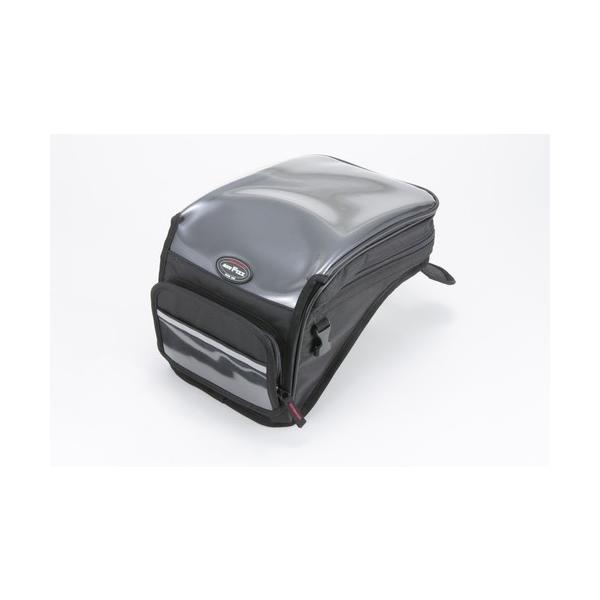 ●ラジエーターカバー付のオフ車におすすめ! ツーリングマップル対応のタンクバッグ。●強力マグネットとベルト止め設計でハードなオフロード走行も安心。●カードや高速チケットをゆったりと収納できるフロントポケットを装備。使用上の注意●ご購入前にメ...