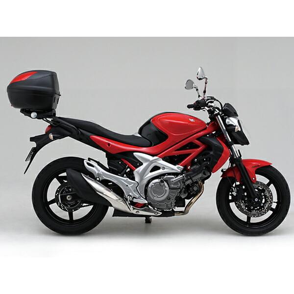 適応車種にGIVIモノロックトップケースを装着するために必要。モノロックベース付属。※このサイトの商品説明、注意事項は概要のみ掲載してあります。詳しくはGIVIオリジナル説明書、デイトナ補足説明書にてご確認ください。