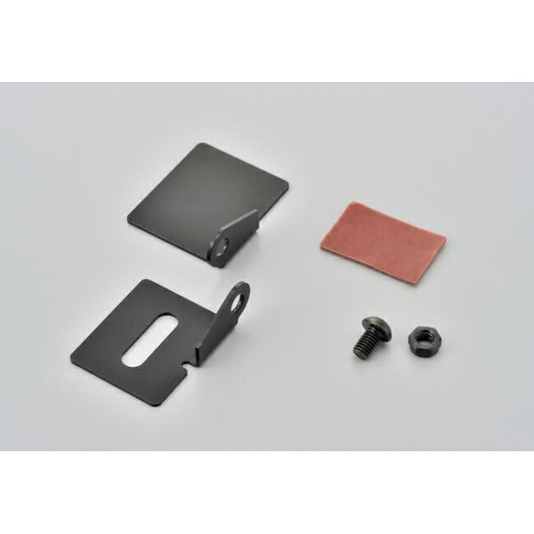 ETCアンテナに合わせたコンパクト設計。 別売品（OPTION）両面テープかM6×15の長穴を利用しボルトで固定します。調整角度は180度。上下の接合を片持ちにしたことで、組み合わせを変えればオフセットさせることもできます。BE700/51...