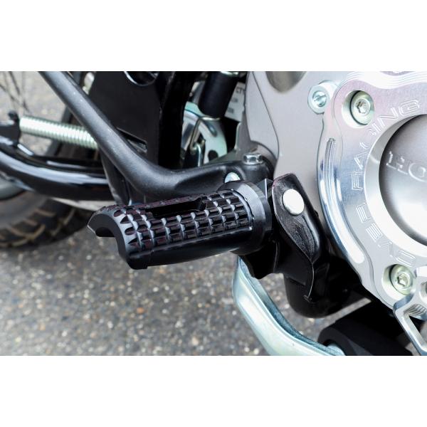 対応車種 [CT125(20-22)(23-)/HONDA(ホンダ)]メーカー：OVER Racing -オーヴァーレーシング-［ステップ]・左右セット・ハイグリップアルミステップバー本体・ブラックアルマイト仕上げステップ部分の凹凸をOVE...