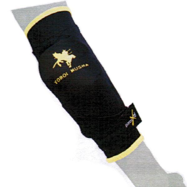 衝撃で変化するPORON XRD PADの特徴を生かした保護性能と動きやすさの両立を追及した” 鎧武者”PORON XRD PADは平常時はやわらかく、スポーツ時の動きを妨げないが衝撃を受けると瞬時に分子が結合しパッドが硬化するという特殊な...