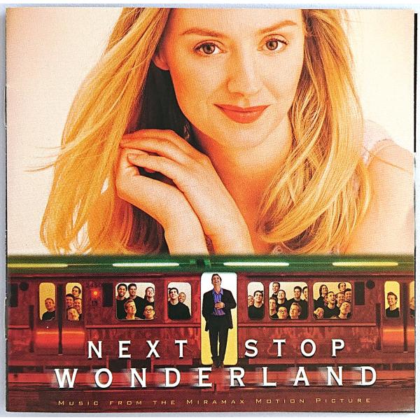 輸入盤／米映画、1998年作品、邦タイトル『ワンダーランド駅で』のサントラ／ボサノヴァ集ディスクの再生面全体にこまかいキズと曇り箇所あり（再生には影響のない程度です・再生チェック済）／ジャケットにキズ、中のページによれあり／背表紙に少し色あ...