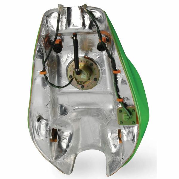 【商品説明】エンジンの熱気でガソリンタンクが温まるとガソリン温度が高くなり、燃焼効率が悪くなります。また、燃料ポンプへの負荷も大きくなり、故障の原因になります。この断熱シートをガソリンタンクの裏側に貼り付けておくことで、エンジンの熱によりタ...