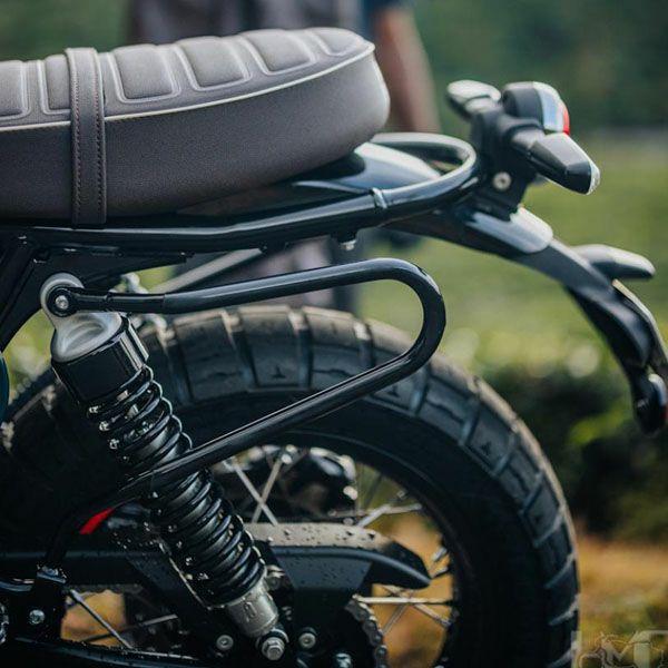 【商品説明】ロイヤルエンフィールド ベア650用純正サイドバッグサポート サテンブラックカラー純正ソフトバッグ等ソフトバッグを使用する際のサポートスチール製、パウダーコート仕上げ 【適合】Royal Enfield（ロイヤルエンフィールド）...