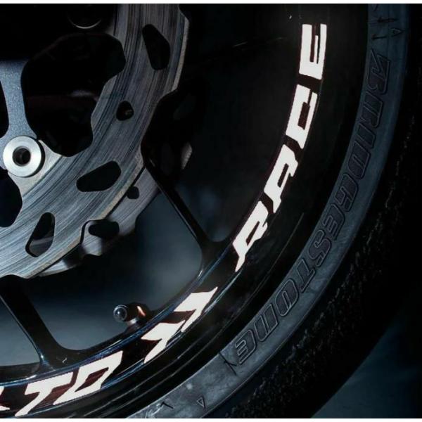 スウェーデンのグラフィックキットメーカーMOTO PRO WORKS製のホイールグラフィック。KTMとの公式ライセンスを取得しており、印刷されるロゴは純正デザインの物。最新の技術を使い、100％自社での生産及び印刷を行っています。カラー /...