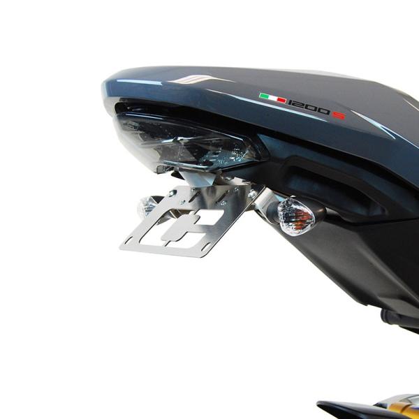 【商品説明】純正のフェンダー周りをレース車両のイメージに近づける、フェンダーエリミネーターキットです。丈夫なステンレス製。ウィンカー,ナンバー灯付属【適合車両】Monster1200/S　2017年〜【メーカー】コンペティション ワークス(...