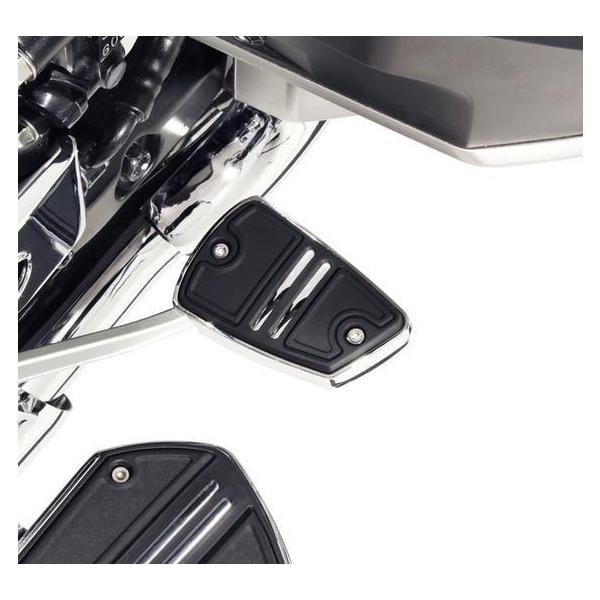 【商品説明】ゴールドストライクのリアブレーキペダルカバーです。【クローム】高品質なステンレス、硬度の高いアルミ、滑りにくいラバーを採用。取り付けも簡単にグレードアップしたようにカスタム出来ます。【適合】ホンダゴールドウイング/ツアーGL18...