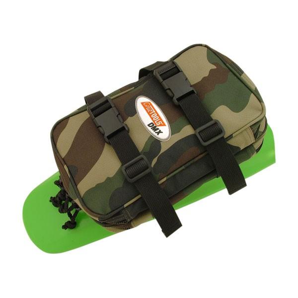 耐久性の高い5040デニールナイロンを使用したキャリーポーチにレンチ、懐中電灯、ビニルテープ等をまとめてセットにしたツールキットです。オフロードバイクのリアフェンダーに固定して仕使用する事を想定しており、取り付け用のベースを使用する事で簡単...