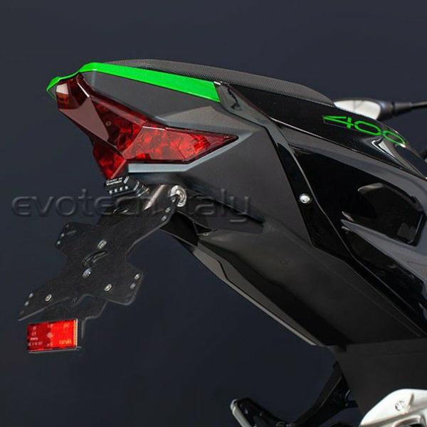 【商品説明】カワサキ Z400/ニンジャ400用、EVOTECHのフェンダーレスキット。フェンダーレスにすることで、リア周りがスッキリし、スポーティーな印象に。Evotechのナンバープレート ホルダーは、非常に軽量で、レーザーカット アル...