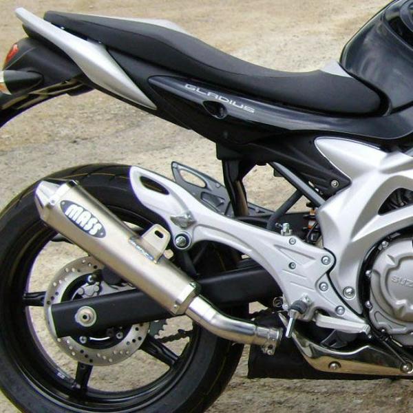 【商品説明】イタリアのマフラーメーカー、MASS Exhaust(マス エキゾースト)のグラディウス用チタン スリップオンマフラーです。最先端の製造技術とハイレベルなデザインによって、パフォーマンスと美的外観の理想的な組み合わせを提供。パワ...